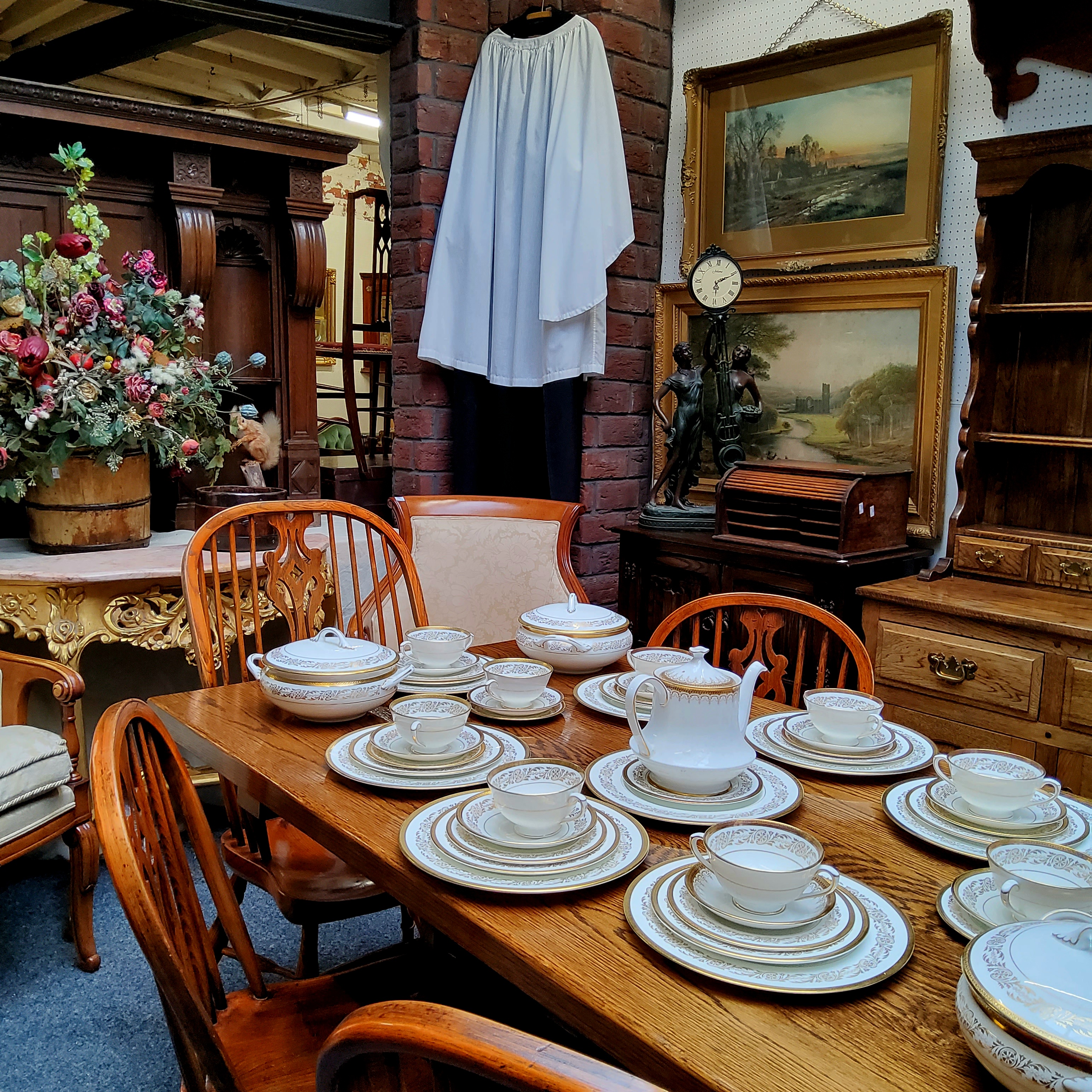 Sheffield Antique Auctioneers & Valuers | Ellis Willis Beckett